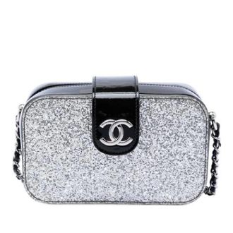 Chanel Pre-owned Glitter Patent Umh&auml;ngetasche - - Pre-owned - Damen - Grau - ONE SIZE