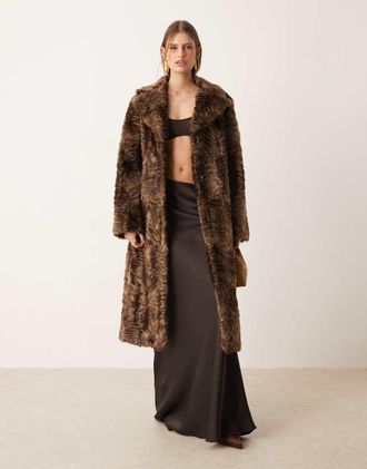 Mango Jacke in Braun aus texturiertem Kunstpelz-Brown