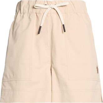 Moncler HOSEN & R&Ouml;CKE - Shorts & Bermudashorts auf YOOX.COM