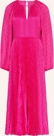 Phase Eight Plisseekleid Faye pink