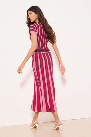 Lipsy Midikleid Lipsy Kurz&auml;rmeliges Midikleid aus Strick (1-tlg)