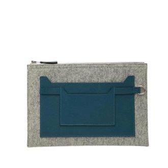 Herm&egrave;s Sac pochette en feutre pr&eacute;-poss&eacute;d&eacute; - Femme - Pre-owned - Gris - Taille: ONE Size