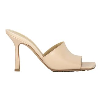 Bottega Veneta Leder Mules mit Quadratischer Zehenpartie und Gummistollen - - Shoes - Damen - Rosa - 39 1/2 EU