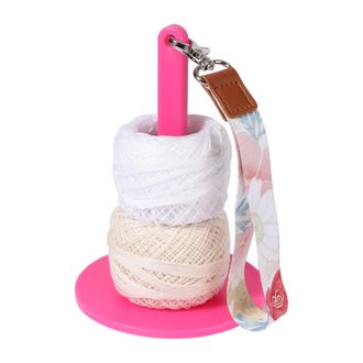 Generic Garnhalter Kunststoff Spinnen Strickwerkzeuge H&auml;kelst&auml;nder DIY N&auml;hgarnspule mit Handschlaufe Wollkn&auml;uelwickler(Rose Red)