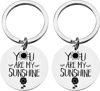 Amosfun 2 St&uuml;Ck Edelstahl Schl&uuml;Sselanh&auml;Nger You Are My Sunshine, Taschenanh&auml;Nger, Schl&uuml;Sselbund, Dekoration F&uuml;R Rucksack, Autoschl&uuml;Ssel, Werbegeschenk