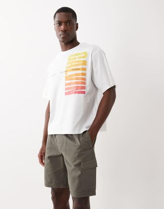 Calvin Klein Jeans T-Shirt in Wei&szlig; im 90er Stil mit Grafik