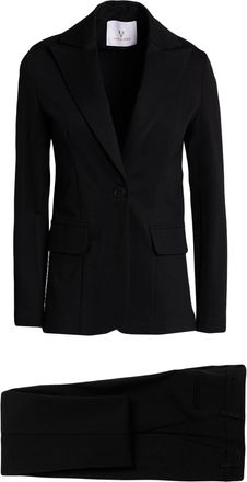 White Wise ANZ&Uuml;GE und CO-ORDS - Anz&uuml;ge auf YOOX.COM