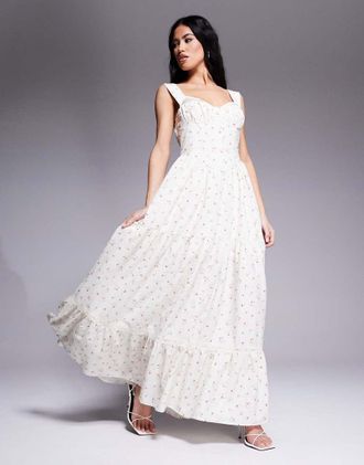 Love Triangle Robe longue tendance folk à volants étagés - Rose à petites fleurs