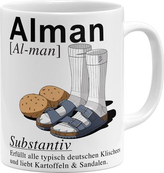 OM3 lustige Kaffee-Tasse mit Spruch - Alman - Typisch Deutsch Sandalen Kartoffeln Socken meme I - Keramik Becher - 325ml - Beidseitig Bedruckt - Weiss