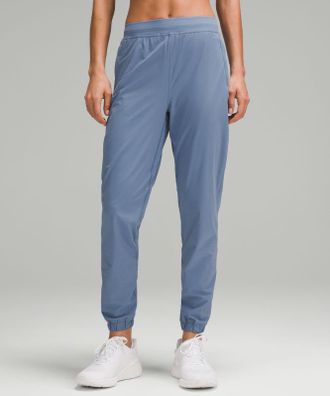 lululemon Adapted State Jogginghose mit hohem Bund Volle L&auml;nge f&uuml;r Frauen - Gr&ouml;&szlig;e 14 in Oasis Blue