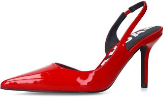 Sacha Pumps