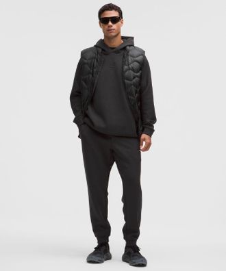 lululemon Smooth Spacer Jogginghose, normale L&auml;nge Stack f&uuml;r M&auml;nner - Gr&ouml;&szlig;e 2XL in Black