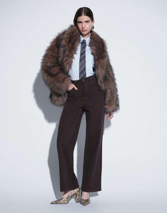 New Look Adalae Wide-Leg-Jeans in Dunkelbraun