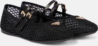 Prada Ballerines en r&eacute;sille et cuir &agrave; logo