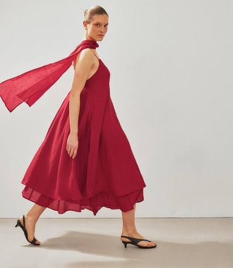 NA-KD Ramie - Robe mi-longue avec d&eacute;tail foulard - Rouge fonc&eacute;