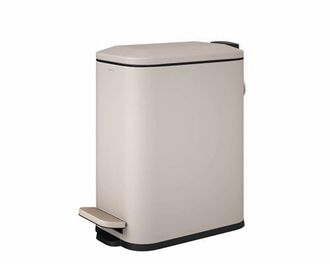 Cosmic Essentials Poubelle de Salle de Bain et Cuisine avec Syst&egrave;me &agrave; P&eacute;dale de Design Moderne et Capacit&eacute; de 5L. Poubelle avec Couvercle Rectangulaire et Pe