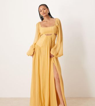 Asos Tall ASOS DESIGN Tall - Lang&auml;rmliges Maxikleid in Senfgelb mit Zierausschnitt und gerafftem Rock
