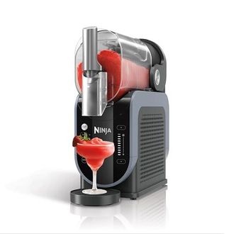 Ninja SLUSHi Maschine f&uuml;r Slush, Eis-Cocktails, Frapp&eacute;, Milchshakes & gefrorenen Saft, ohne Eis oder Vorbereitungsaufwand, WhisperChill-Technology, fasst 1,