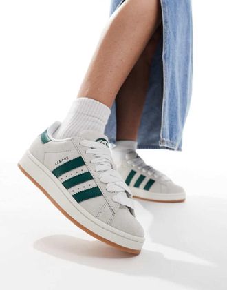 adidas Originals Campus - Sneaker im Stil der 00er-Jahre in Wei&szlig; und Gr&uuml;n