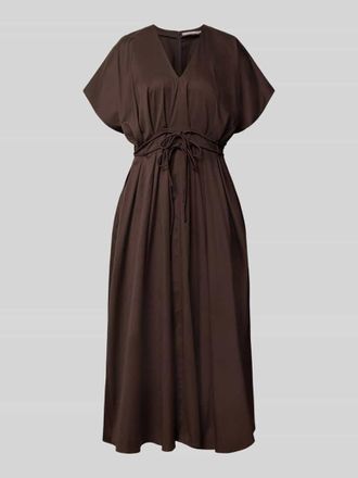 Christian Berg Cocktail Cocktailkleid mit V-Ausschnitt und Schn&uuml;rung