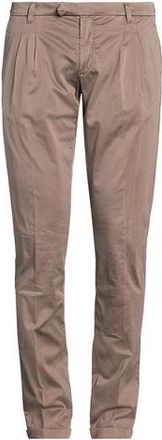 Eleventy BAS - Pantalons sur YOOX.COM