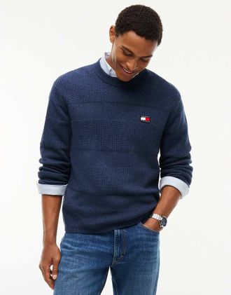 Tommy Jeans Tommy Badge strukturierter Pullover in Marineblau meliert