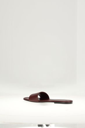 Celine Womens Mules Easy Mule 05 Burgundy Upper: Lamb Leather Sandal