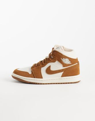 Nike Jordan Nike Air Jordan 1 Mid Sneaker in Braun und Wollwei&szlig;