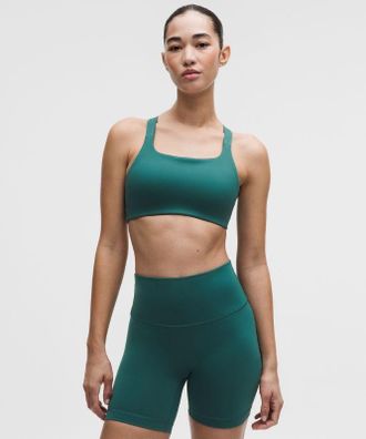 lululemon Soutien-gorge dentra&icirc;nement &agrave; encolure carr&eacute;e en Ultralu Maintien moyen, bonnets B/C pour Femmes - Taille 10