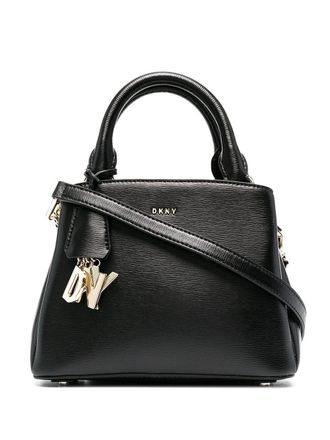 DKNY sac &agrave; bandouli&egrave;re Paige &agrave; breloque logo - Noir
