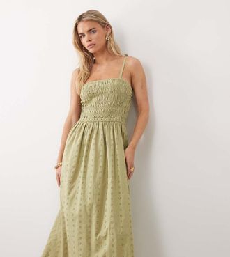 Miss Selfridge Maxikleid in Salbeigr&uuml;n mit Lochstickerei und Riemchentr&auml;gern