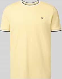 Christian Berg T-Shirt mit Kontraststreifen und Rundhalsausschnitt