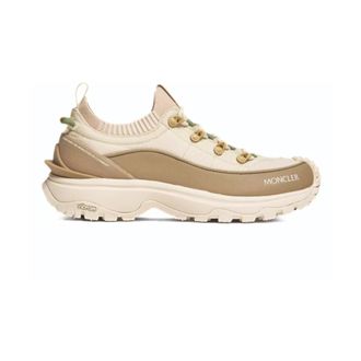 Moncler Slippers - - Shoes - Damen - Beige - 40 EU