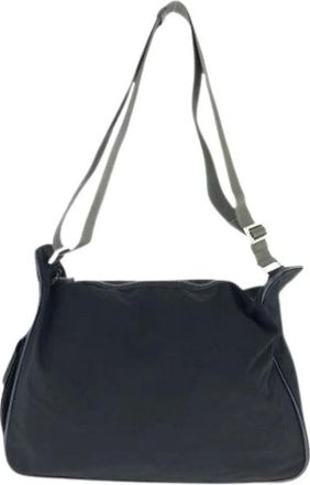 Prada Sac bandouli&egrave;re en nylon sportif pr&eacute;-poss&eacute;d&eacute; - Femme - Pre-owned - Noir - Taille: ONE Size