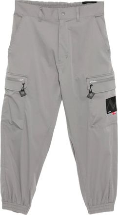 Izzue Hose mit Logo-Patch - Grau