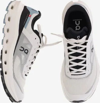 On Running Cloudvista Sneaker - Multicolor