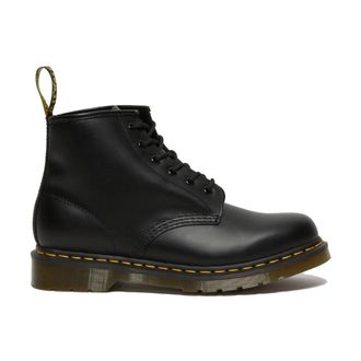 Dr. Martens 101 Smooth Boots - Klassische Docs mit gelben N&auml;hten - - Shoes - Herren - Schwarzk - 40 EU
