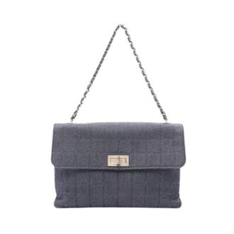 Chanel Pre-owned Sac bandouli&egrave;re en jean Chocolat Bar - Femme - Pre-owned - Bleu - Taille: ONE Size
