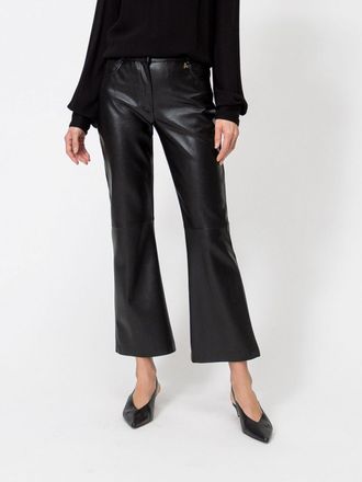 Twin-Set Cropped Flare-Hose aus Kunstleder mit mittlerer Taille