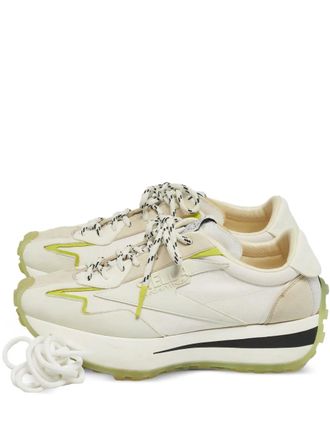 Stella McCartney Eclypse Sneakers aus Canvas - Nude