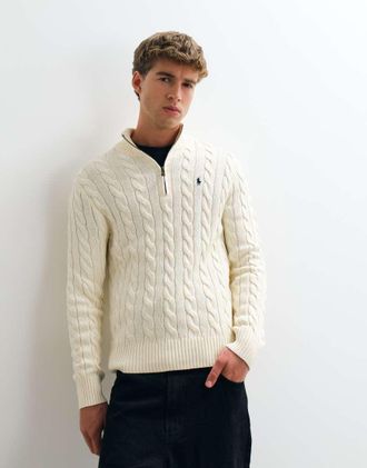 Polo Ralph Lauren Sweatshirt aus Baumwolle mit Zopfmuster, Viertelrei&szlig;verschluss und Icon-Logo in Wei&szlig;