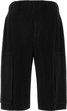 Homme Pliss&eacute; Issey Miyake Colors Bermuda Shorts - Black