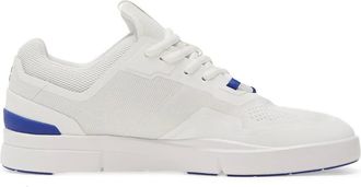 On baskets &agrave; empi&egrave;cements en r&eacute;sille - Blanc