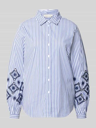 Apricot Regular Fit Bluse mit Lochstickerei