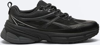 Oysho Lauf-Sneaker in Schwarz