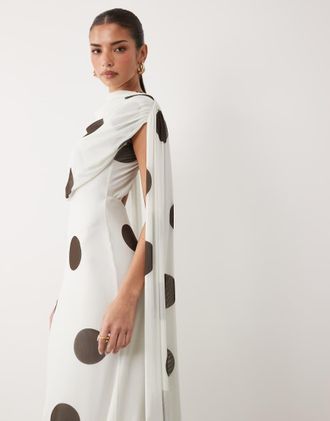 Asos Maxikleid in Elfenbeinwei&szlig; mit Schalausschnitt und schwarz-wei&szlig;em Punktemuster