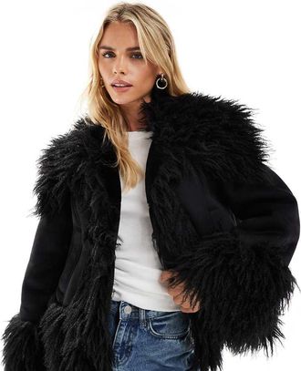 Asos Petite ASOS DESIGN Petite - Penny Lane - Mantel in Schwarz mit Kunstpelzbesatz
