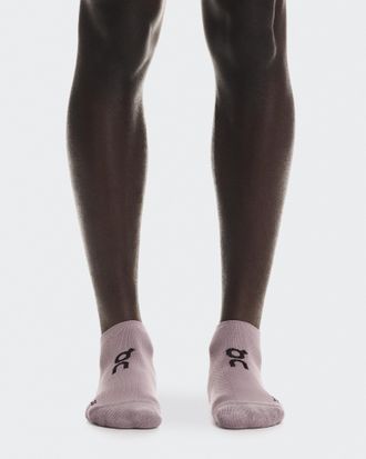 On Core Run Sock Low 2P