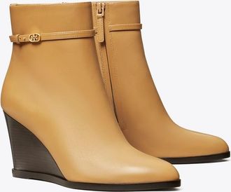 Tory Burch Damen Keilabsatzstiefelette mit Doppel-T-Schnalle