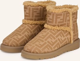 Fendi Boots beige